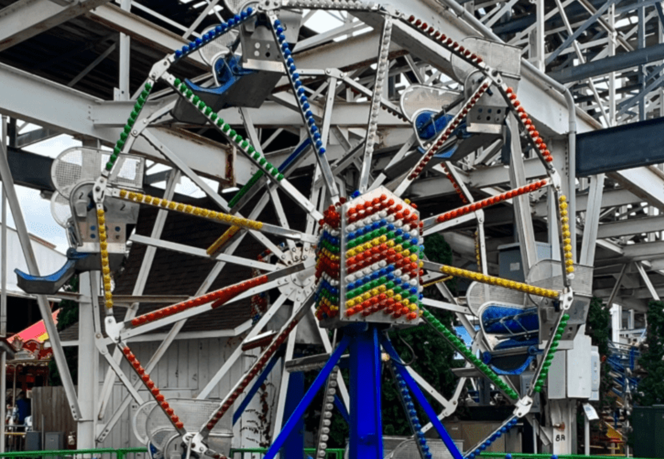 Rockin Tug - Indiana Beach